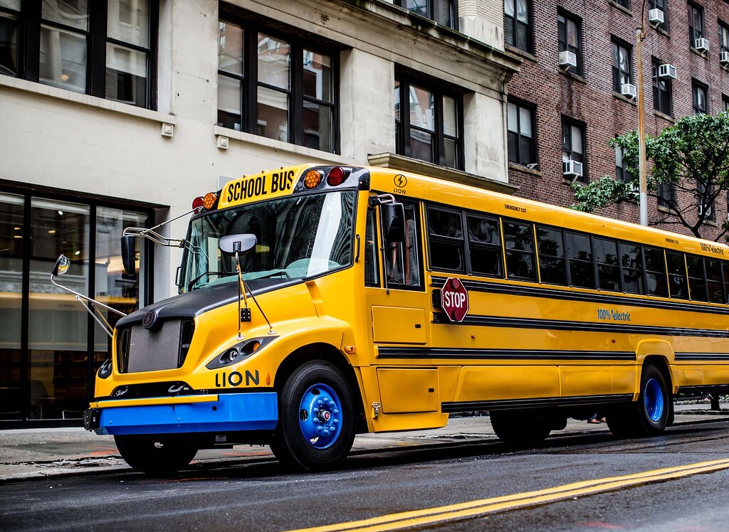 LionC Bus - CC2 Vehicle Suggestions - Car Crushers Forum