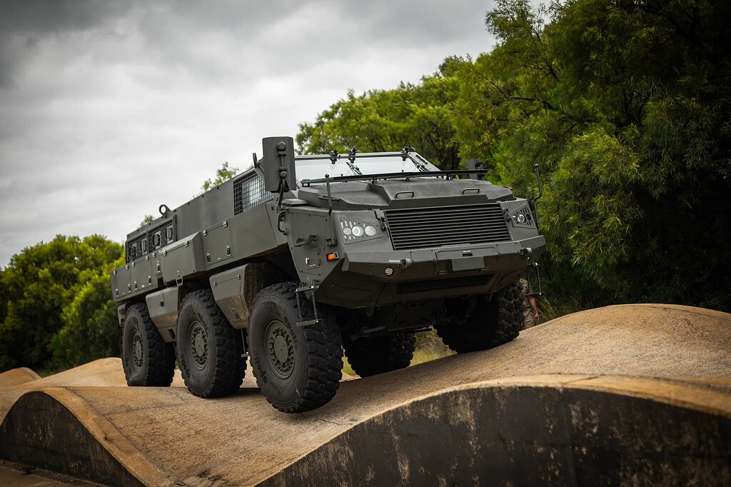 Paramount Mbombe 6 - CC2 Vehicle Suggestions - Car Crushers Forum