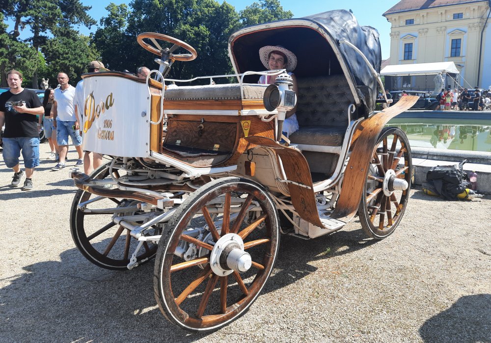 1906 Dora Electric Replica - CC2 Vehicle Suggestions - Car Crushers Forum