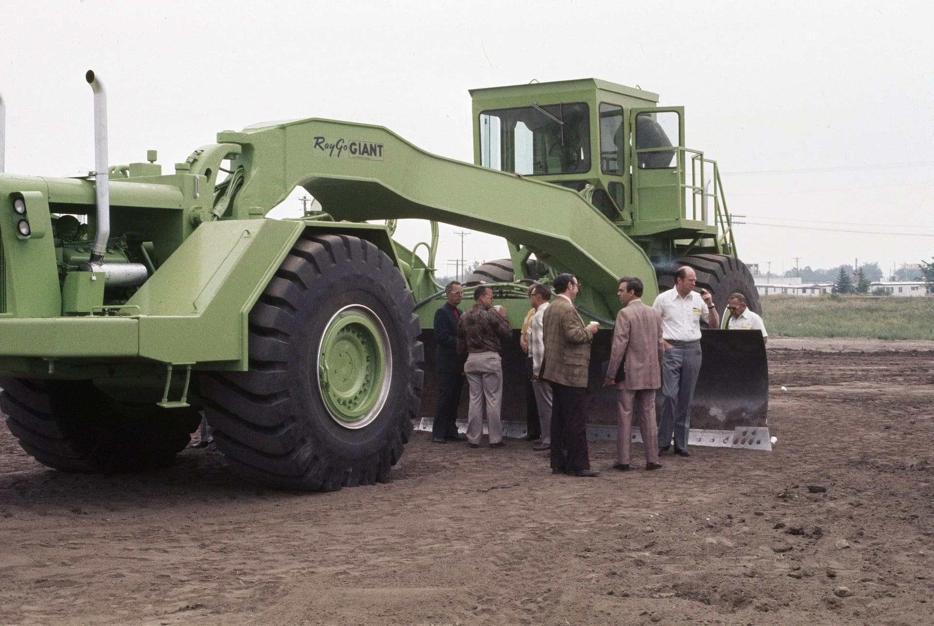 RayGo GIANT - CC2 Vehicle Suggestions - Car Crushers Forum