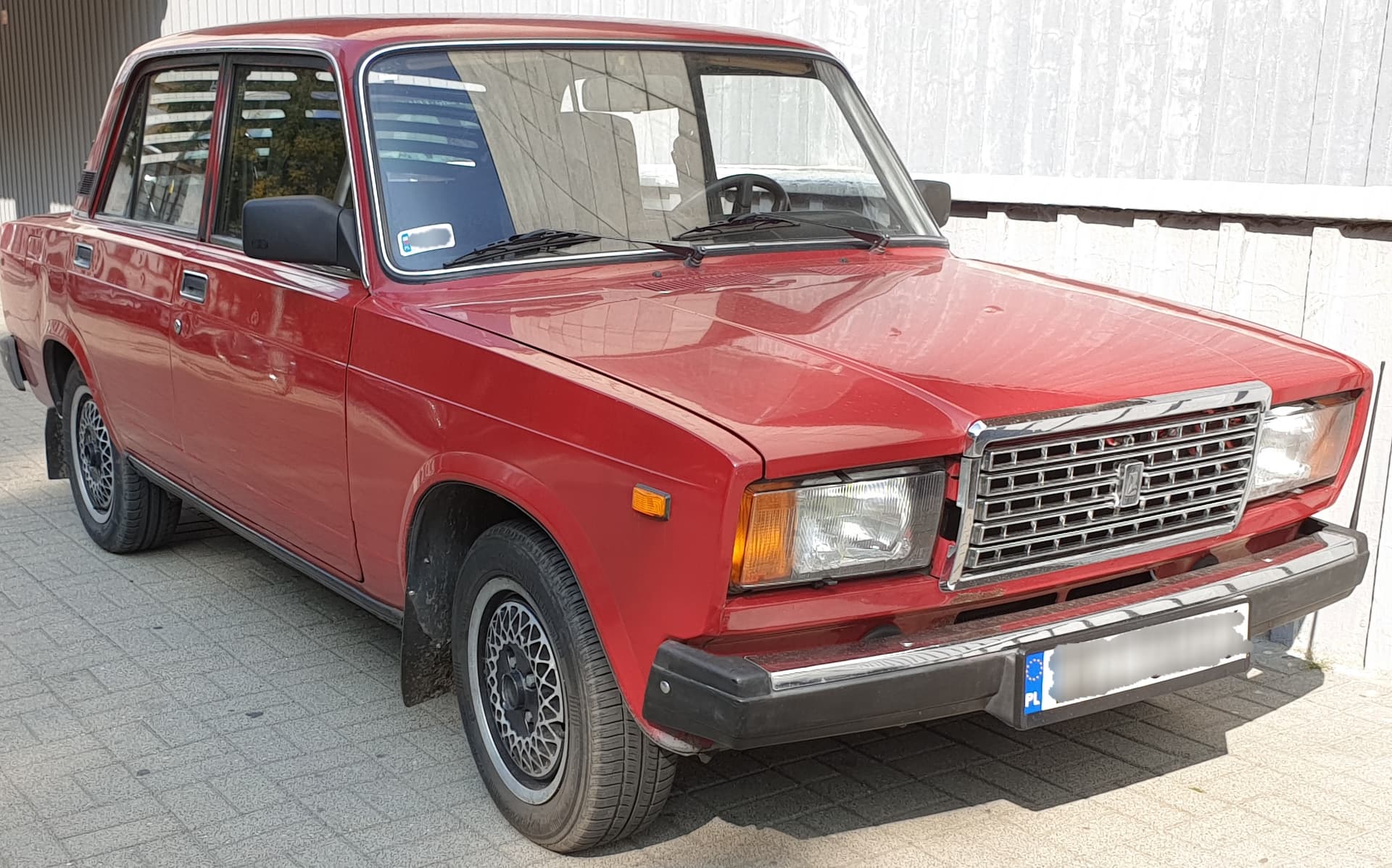 Which is the best generation Lada 2107 - Off Topic - Car Crushers Forum