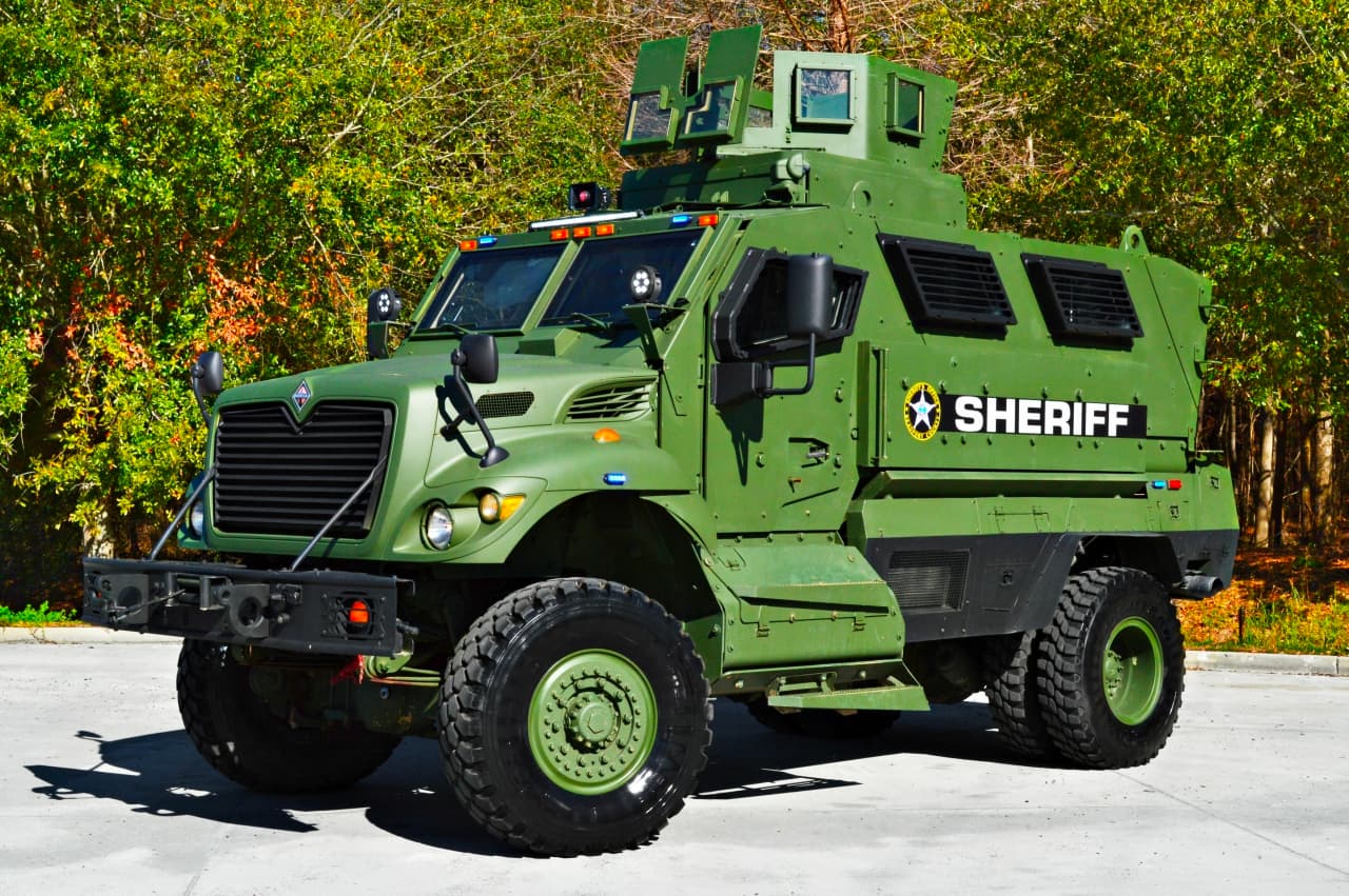 International MaxxPro(Police) - CC2 Vehicle Suggestions - Car Crushers ...