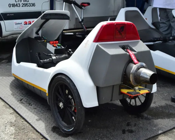 Jet-Powered Sinclair C5 - CC2 Vehicle Suggestions - Car Crushers Forum