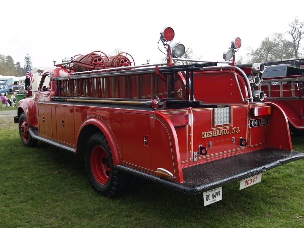 1950 Studebaker 2R Fire Engine - CC2 Vehicle Suggestions - Car Crushers ...