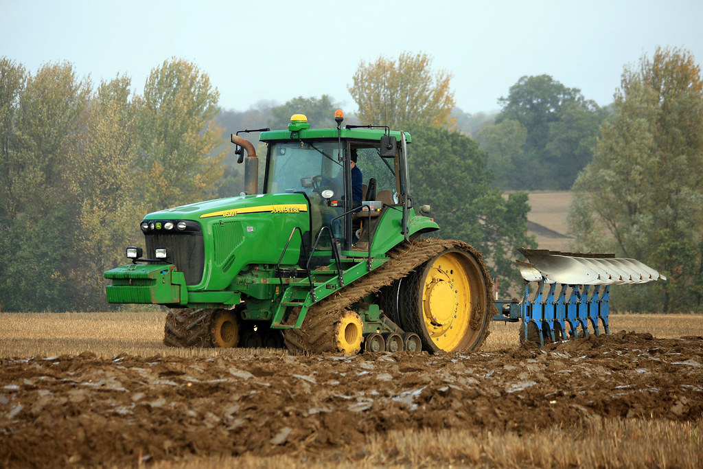 John Deere 8520T 🇺🇲 - CC2 Vehicle Suggestions - Car Crushers Forum