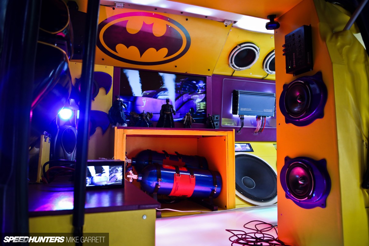 Batman's Van - CC2 Vehicle Suggestions - Car Crushers Forum