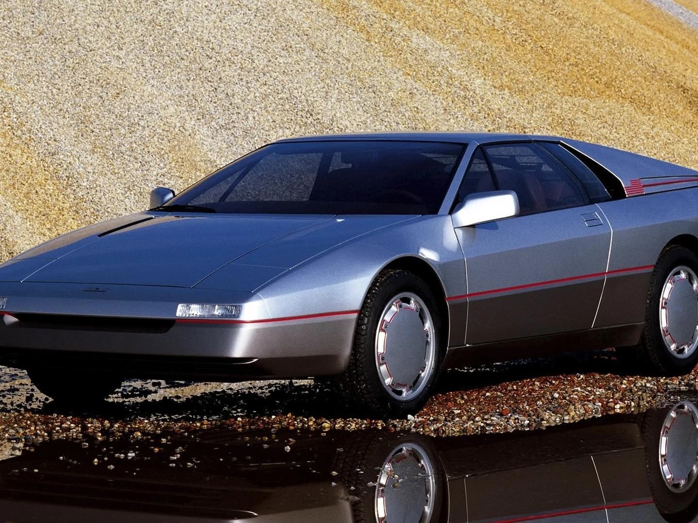 1984 Ford Maya (ItalDesign) - CC2 Vehicle Suggestions - Car Crushers Forum