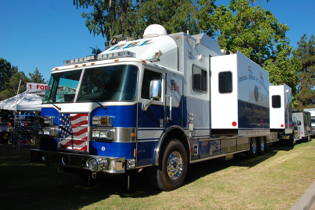 FBI Mobile Command Centers - CC2 Vehicle Suggestions - Car Crushers Forum
