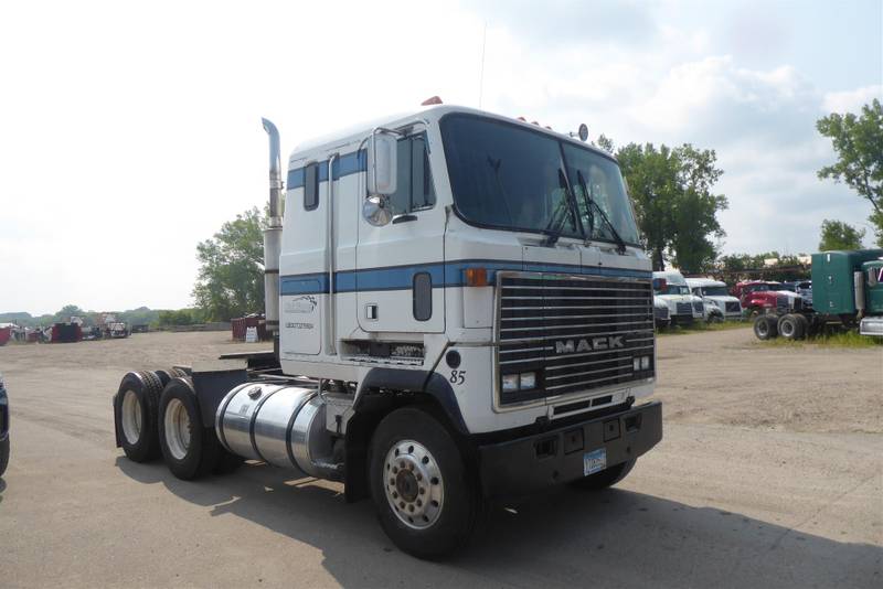 1985 Mack MH613 Ultra-Liner - CC2 Vehicle Suggestions - Car Crushers Forum
